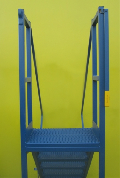 Hercules Lorry Access Steps | Industrial Products