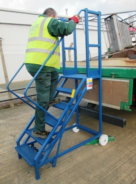 Hercules Lorry Access Steps | Industrial Products